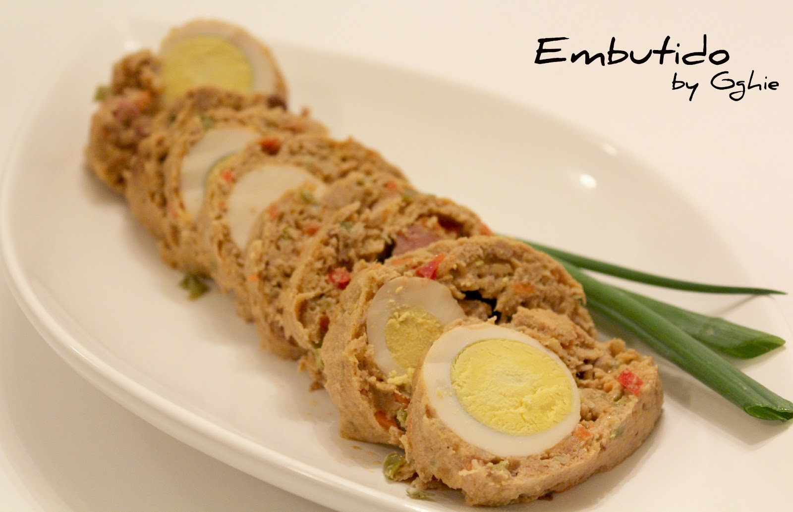 The Red Apron: EMBUTIDO