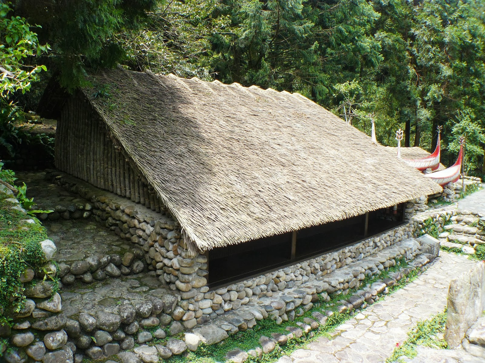 Chaos and Kanji: Culture and Coasters: Formosan Aboriginal Cultural Village