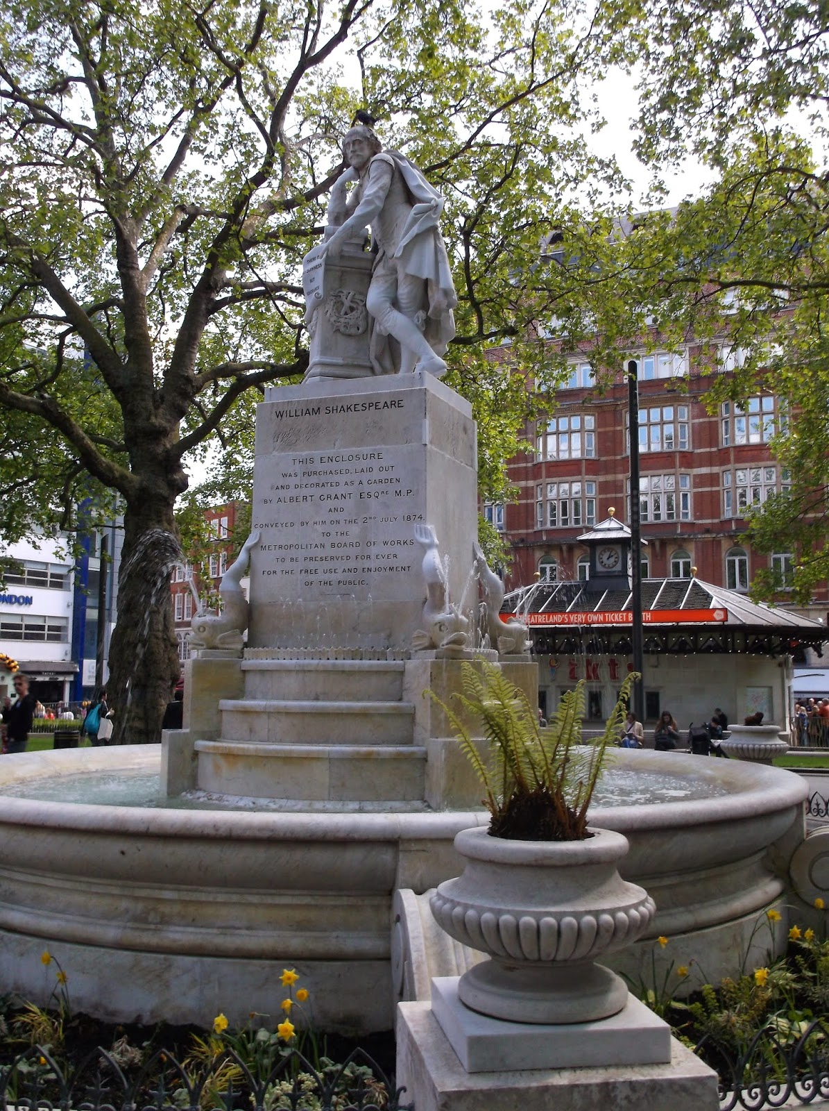 Tarra's Travels: Our "Great" Britain Trip, Week 1 - London