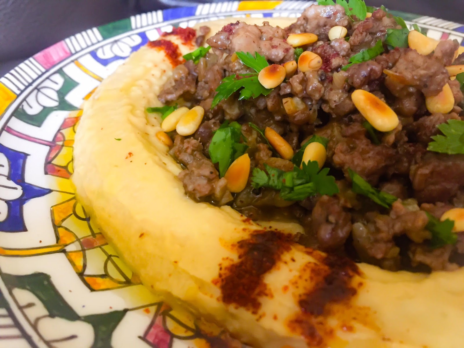 La Fabrique Gourmande: Hummus Bil Lahme Houmous à l’Agneau et Pignons ...