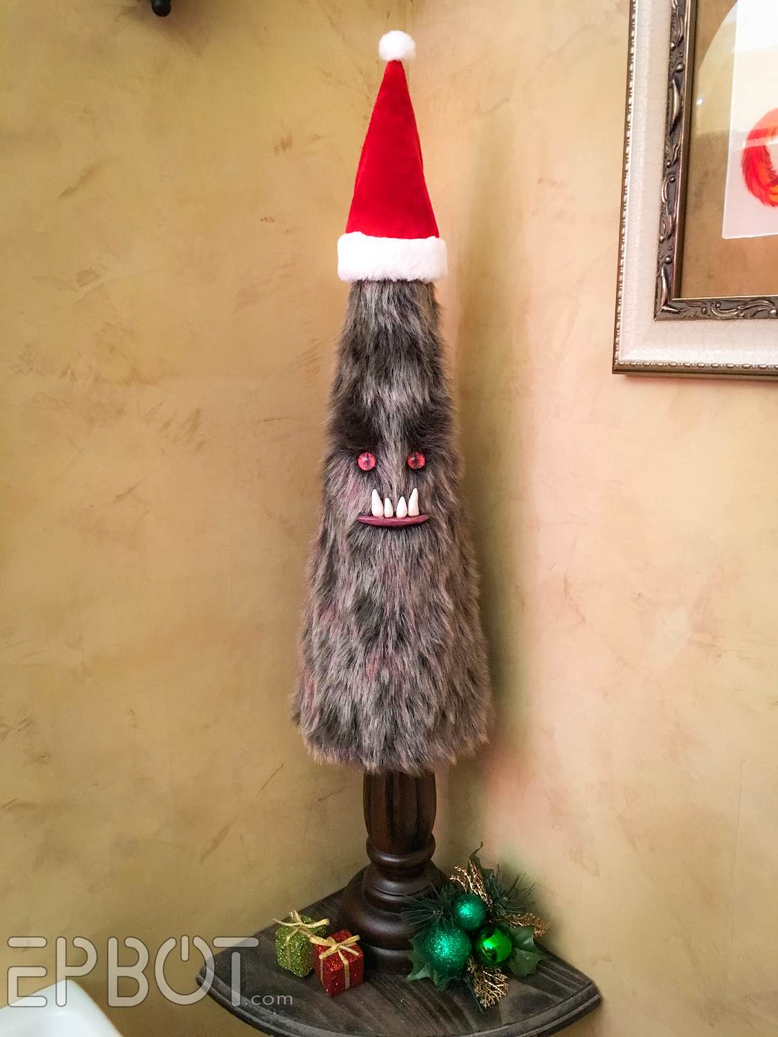 EPBOT: Quick Craft: Make Your Own Furry Monster Christmas Tree!