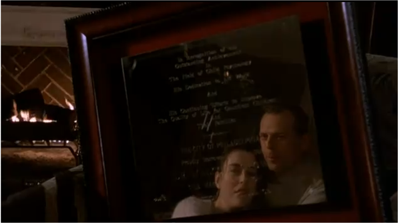 Rebnatdanclo Media Blog: 'The Sixth Sense' Opening Sequence Deconstruction