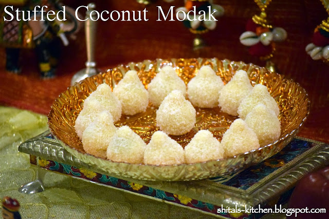 Shital's-Kitchen: Stuffed Coconut Modak