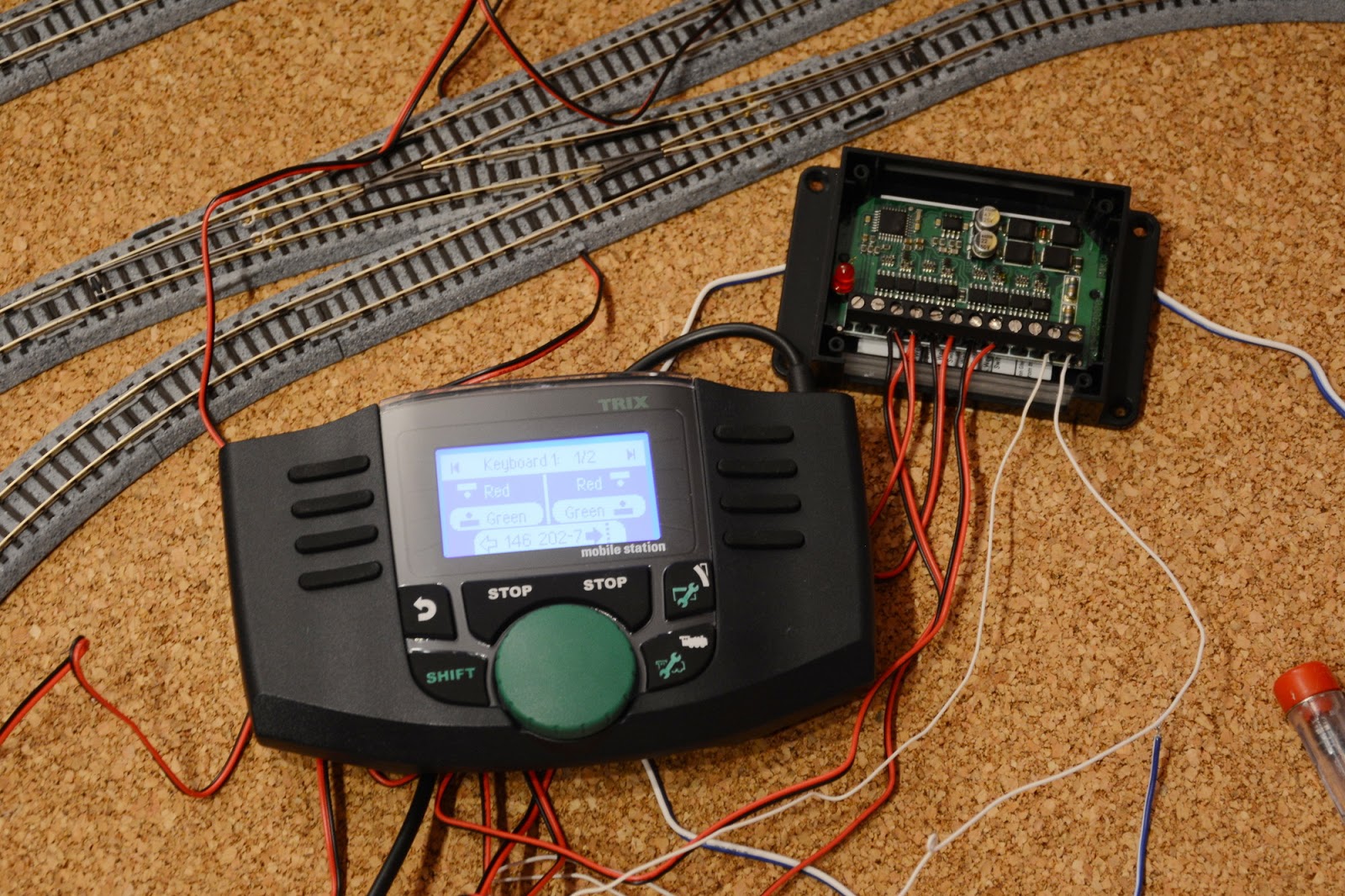 Moje Miniaturowe Światy: Dekoder rozjazdów Piko 35013 z centralką Trix