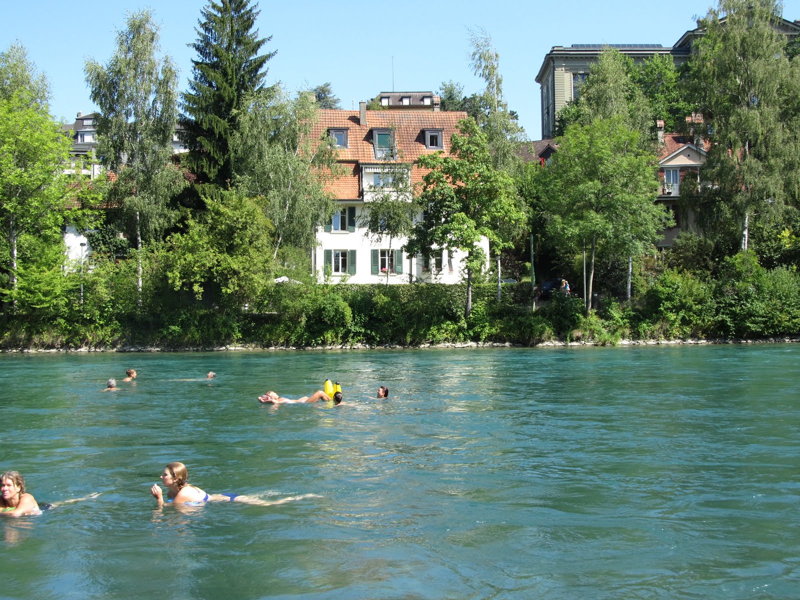 Emilie's daughter: Swimming in River Aare