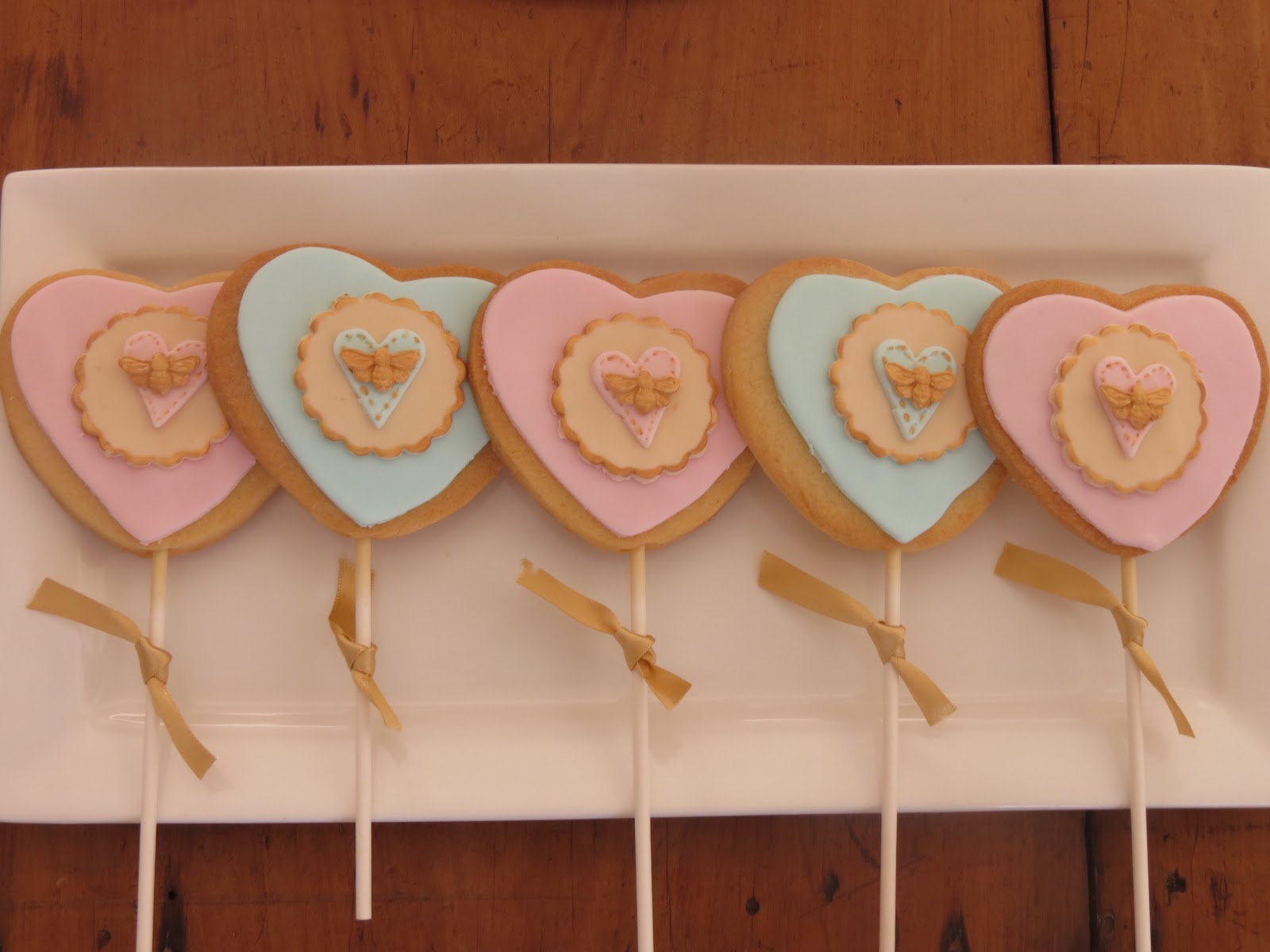 Rachel Warner Cakes: Pink and Gold Cake and Cookie Pops