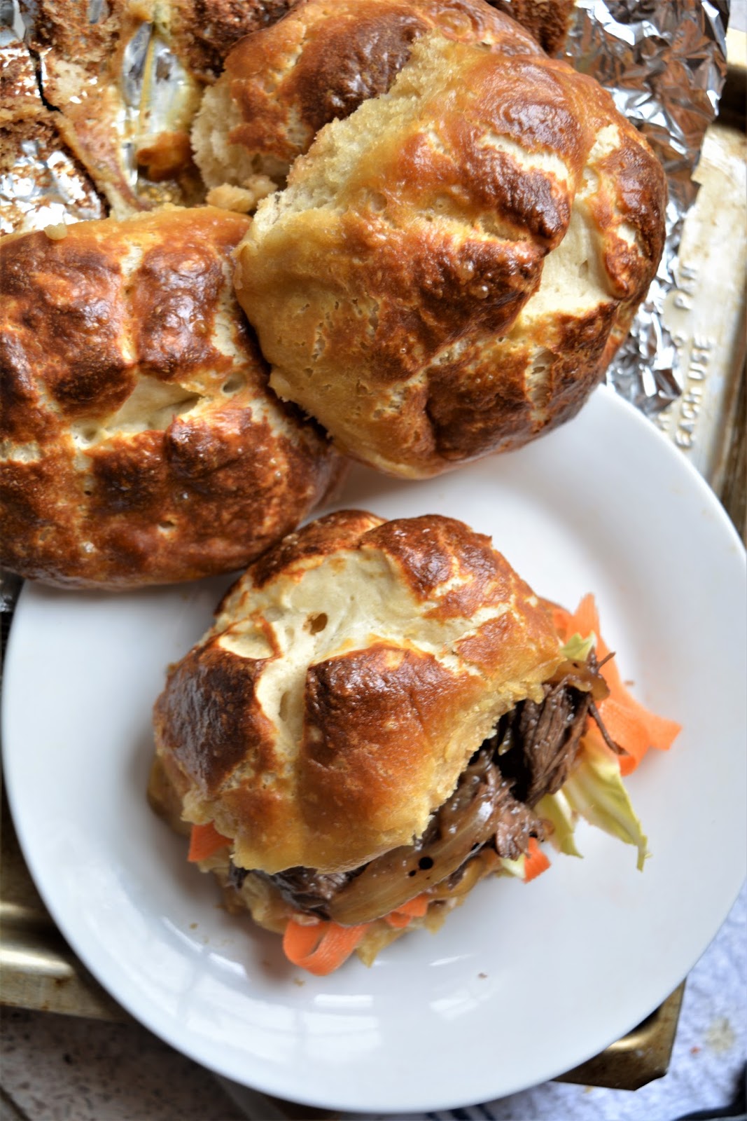 Hannah Claudia : Slow Cooker Korean Shortrib Sandwiches