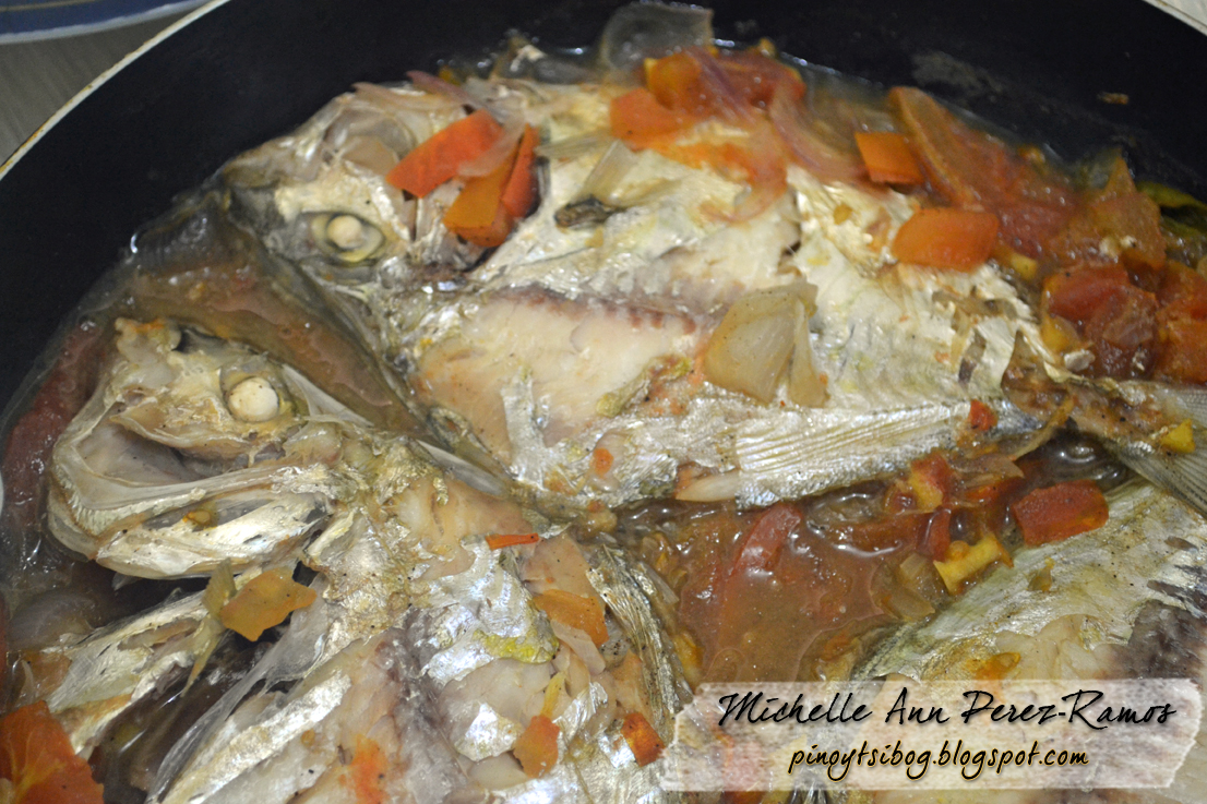 Pinoy Tsibog: Pangat na Sapsap (Pony fish Poached in Tomatoes)
