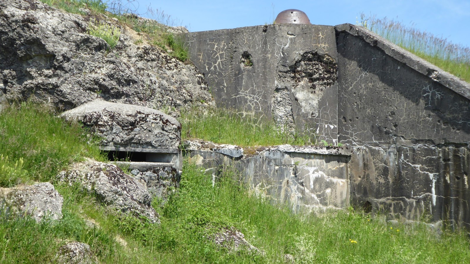Toy soldiers and real battles: Visiting the WW1 Fort Douamont at Verdun ...