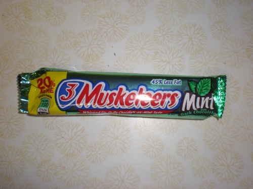 The Crooks in the Lot: Product Review: 3 Musketeers Mint with Dark ...