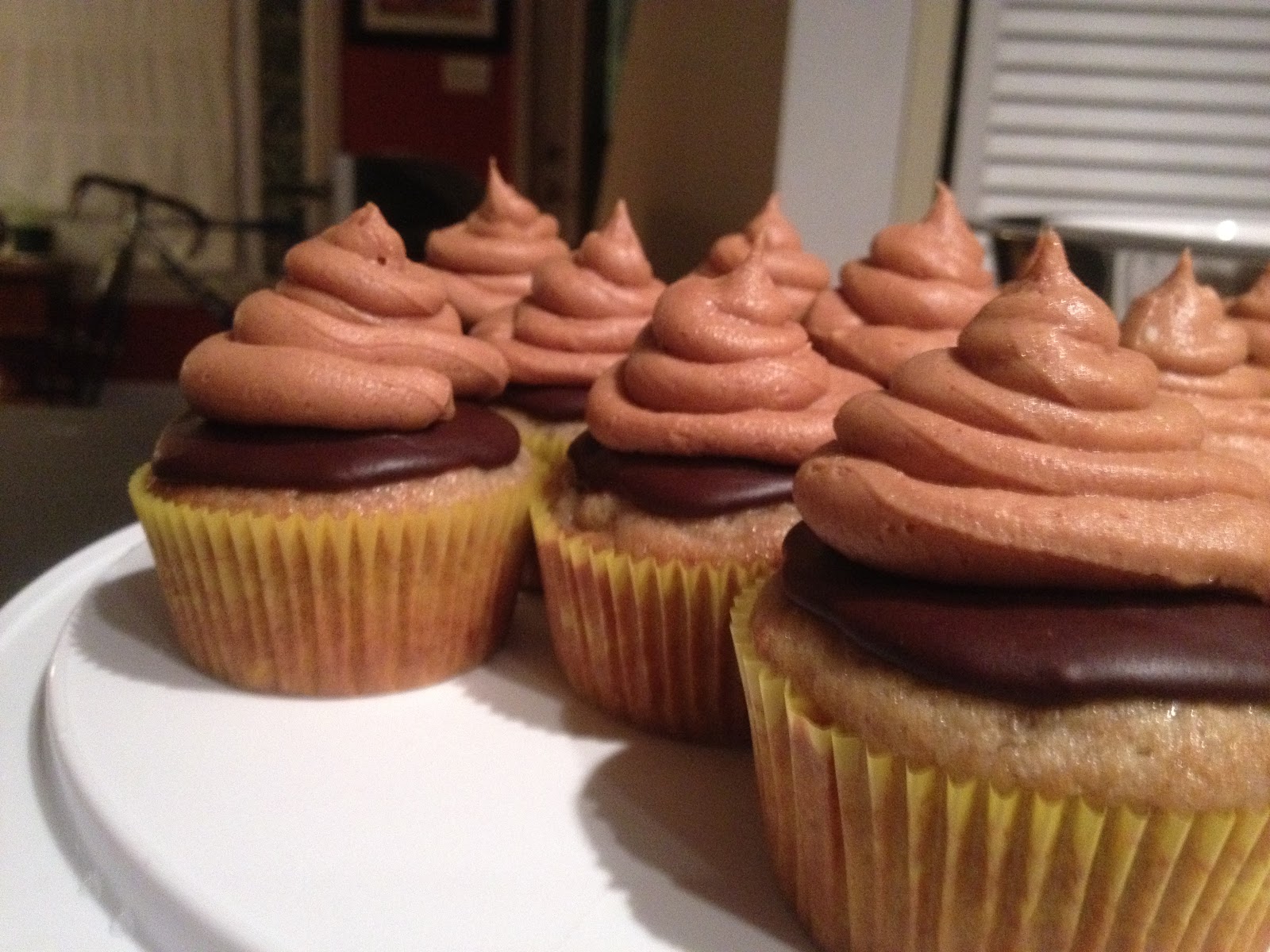 Whisking Through Life: "That Funky Monkey" Cupcake