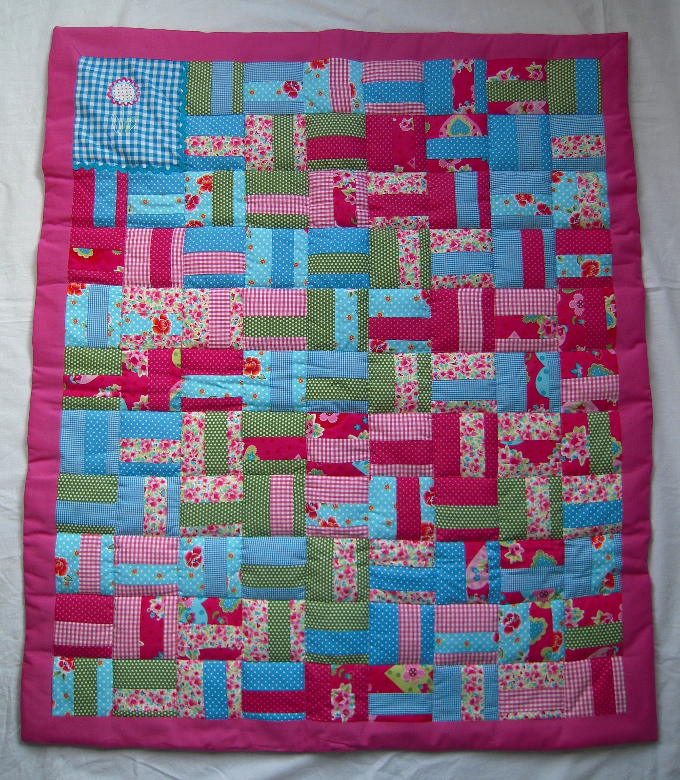 d'Inge: Patchwork-Babydecke Lena - pink (Blumen)