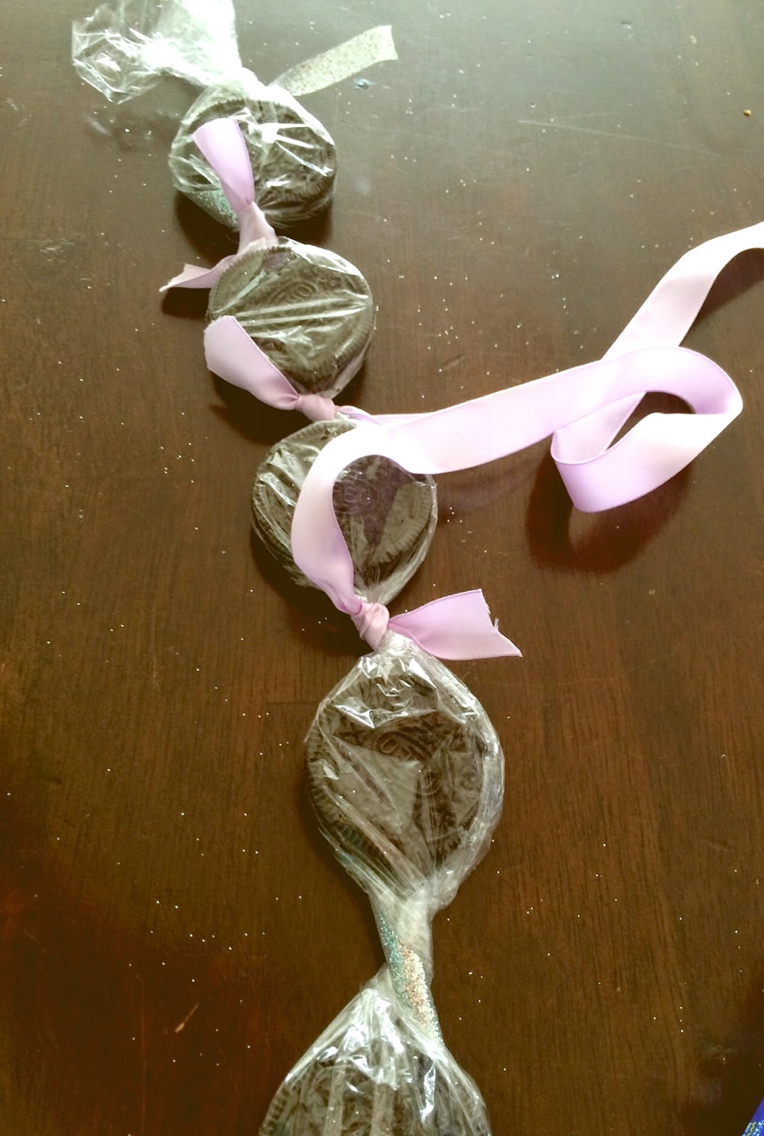 Sweet Bites of Life: Kindergarten Graduation Edible Oreo Lei