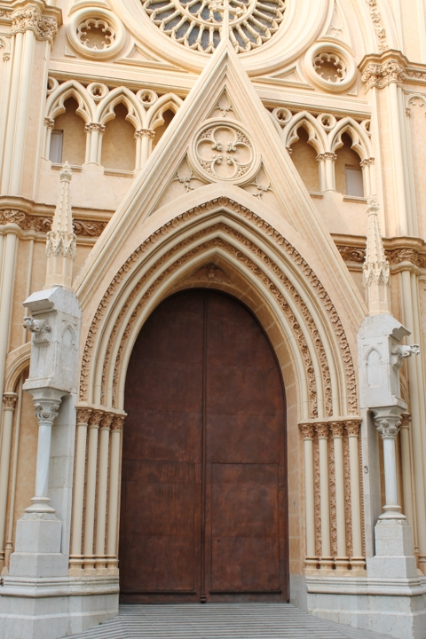 El mundo de Rafalillo: Arcos de Málaga: ojival equilátero