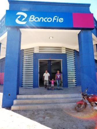 Sol de Pando: Banco FIE abrió agencias en San Julián y Yapacaní