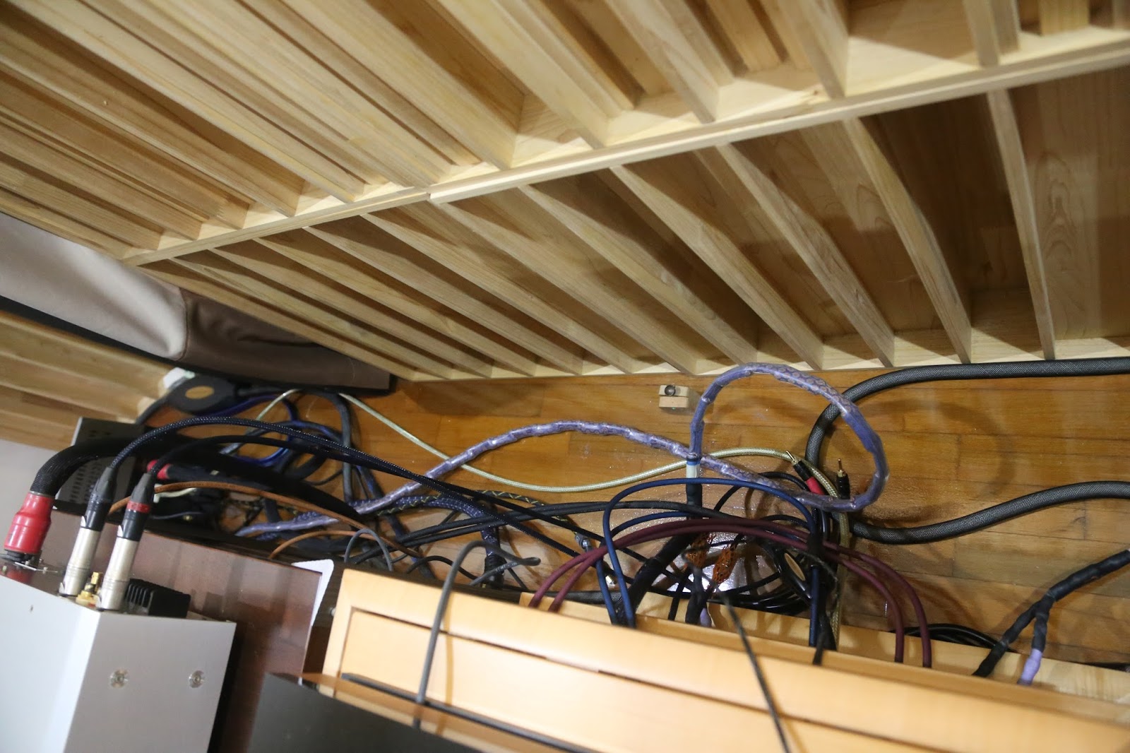 J&K Audio Design: J&K Isotrans User