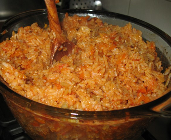 Plovas keptas orkaitėje