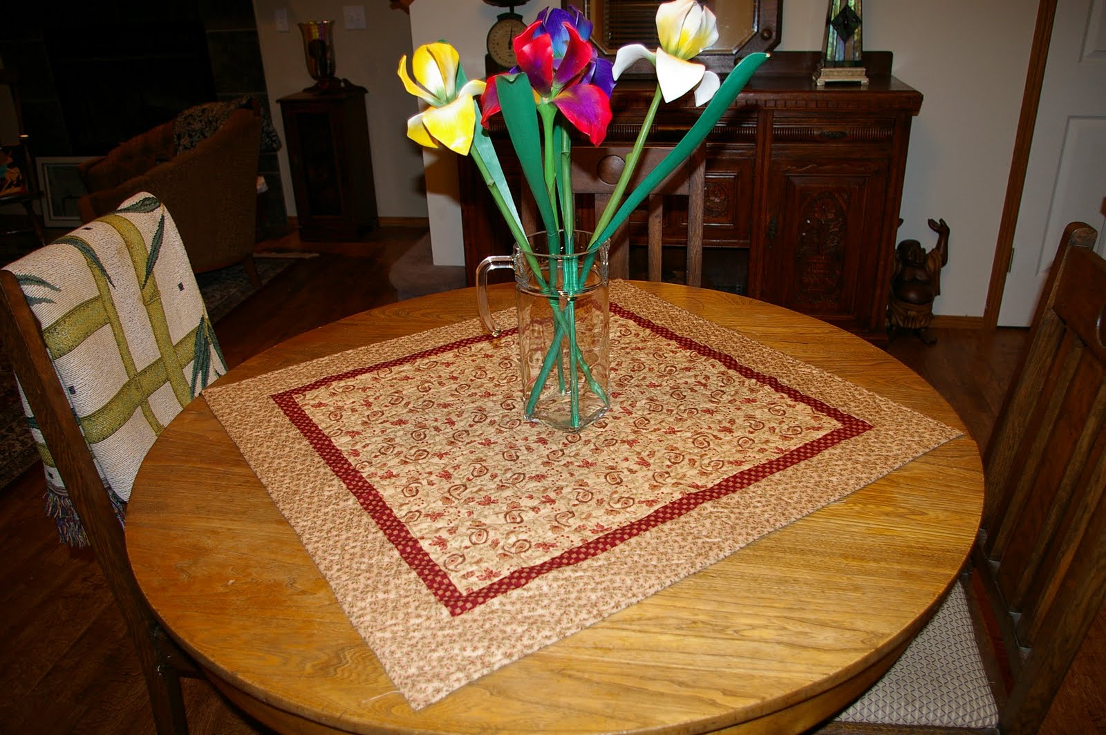Little House Creations: Photos of more quilts