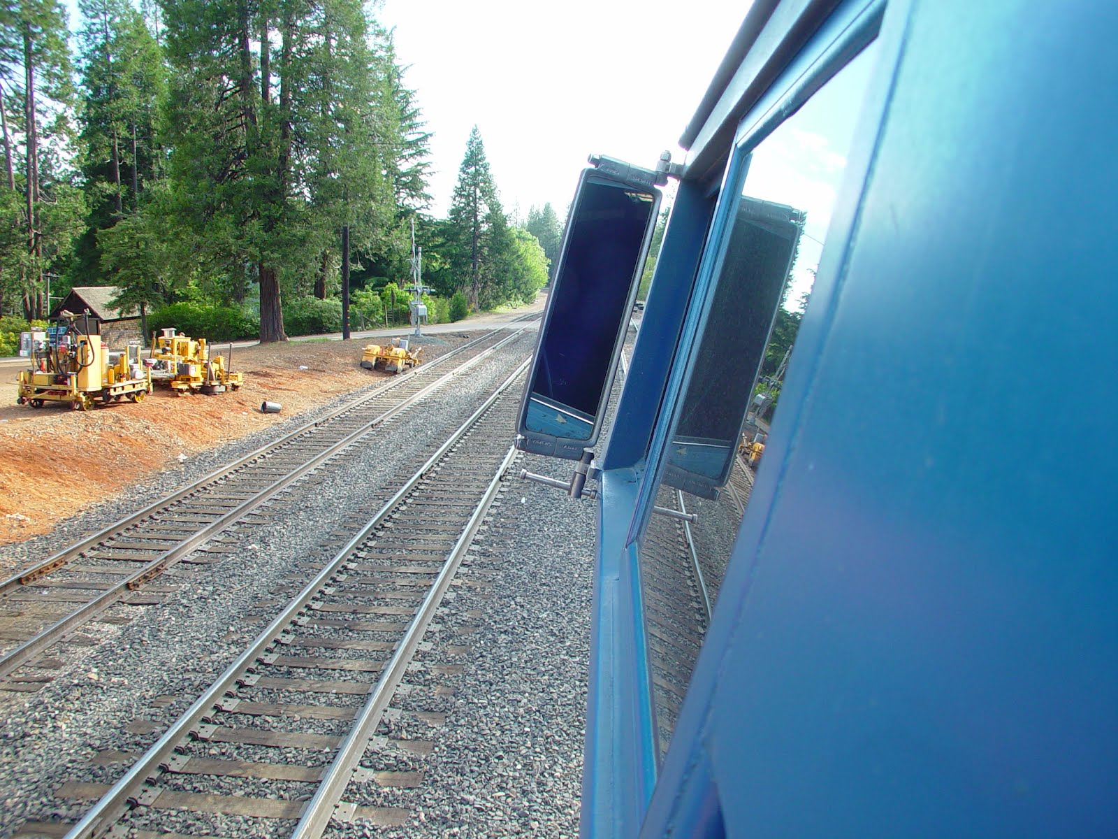 Milepost 154: A Train Blog: Inside an Amtrak GE P42DC Locomotive