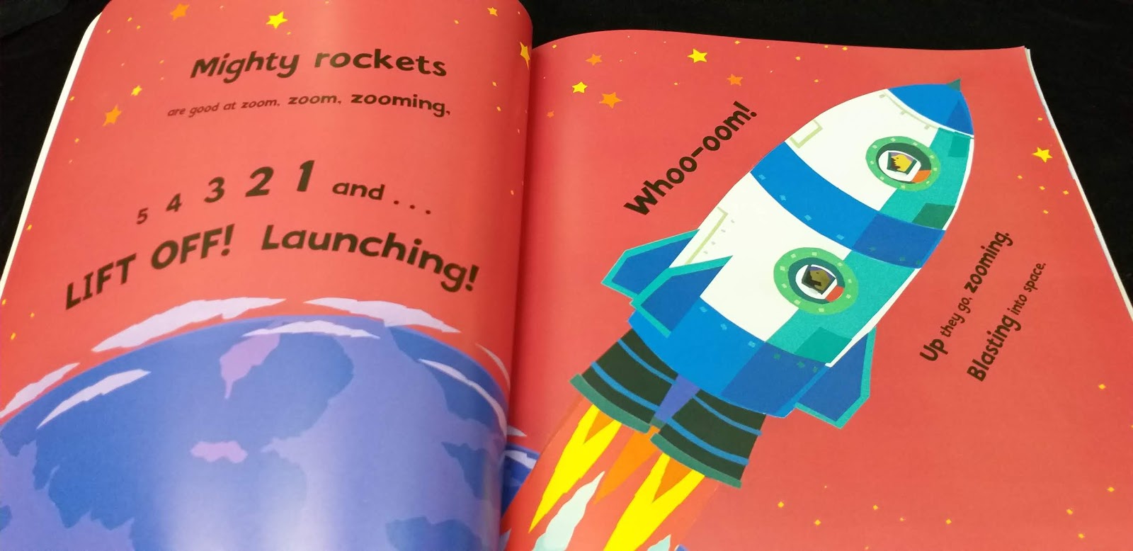 Kid Books Blog: 708.Mike the Knight /Zoom Rocket Zoom