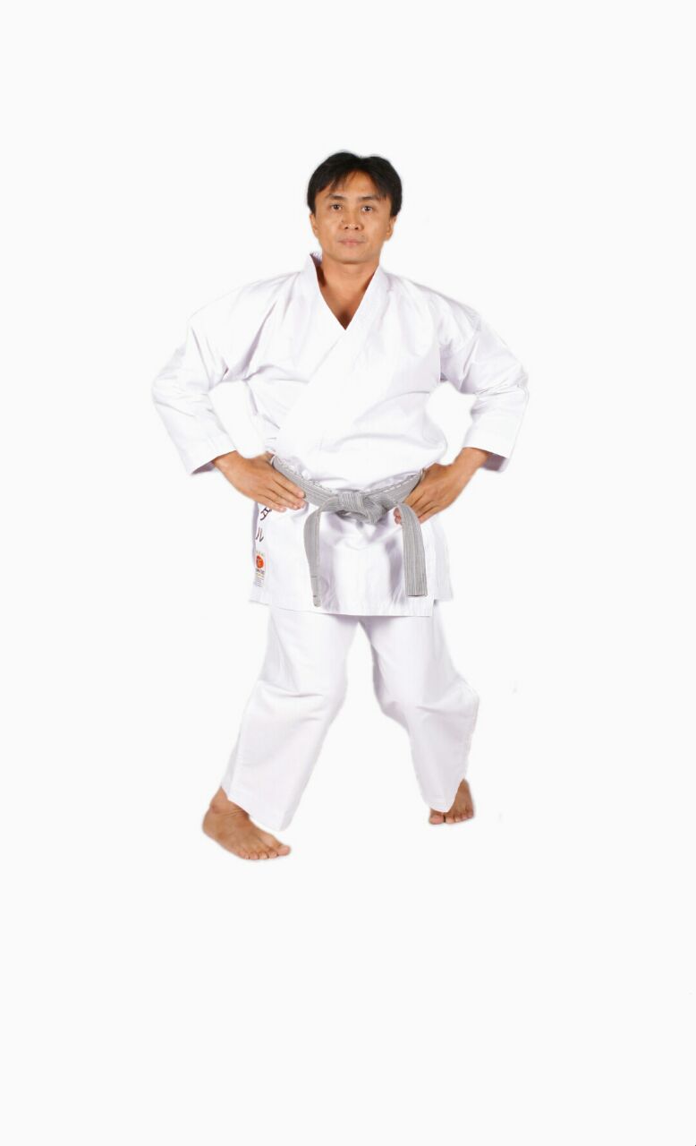 B. Teknik Berdiri / Dachi