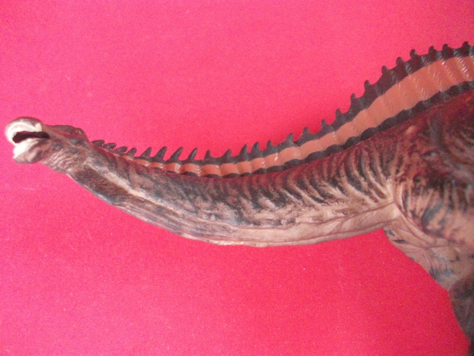 Dos Fósseis ao Plástico!: REBBACHISAURUS (PROCON COLLECTA)