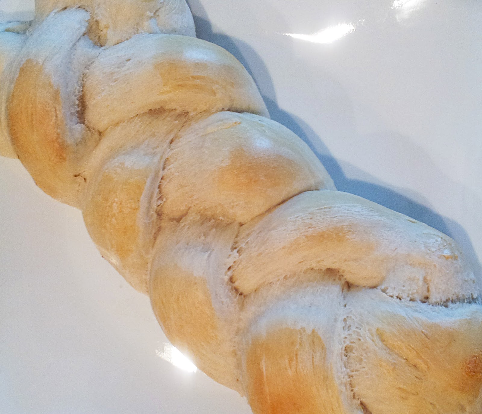 beck-a-boo: Braided Bread