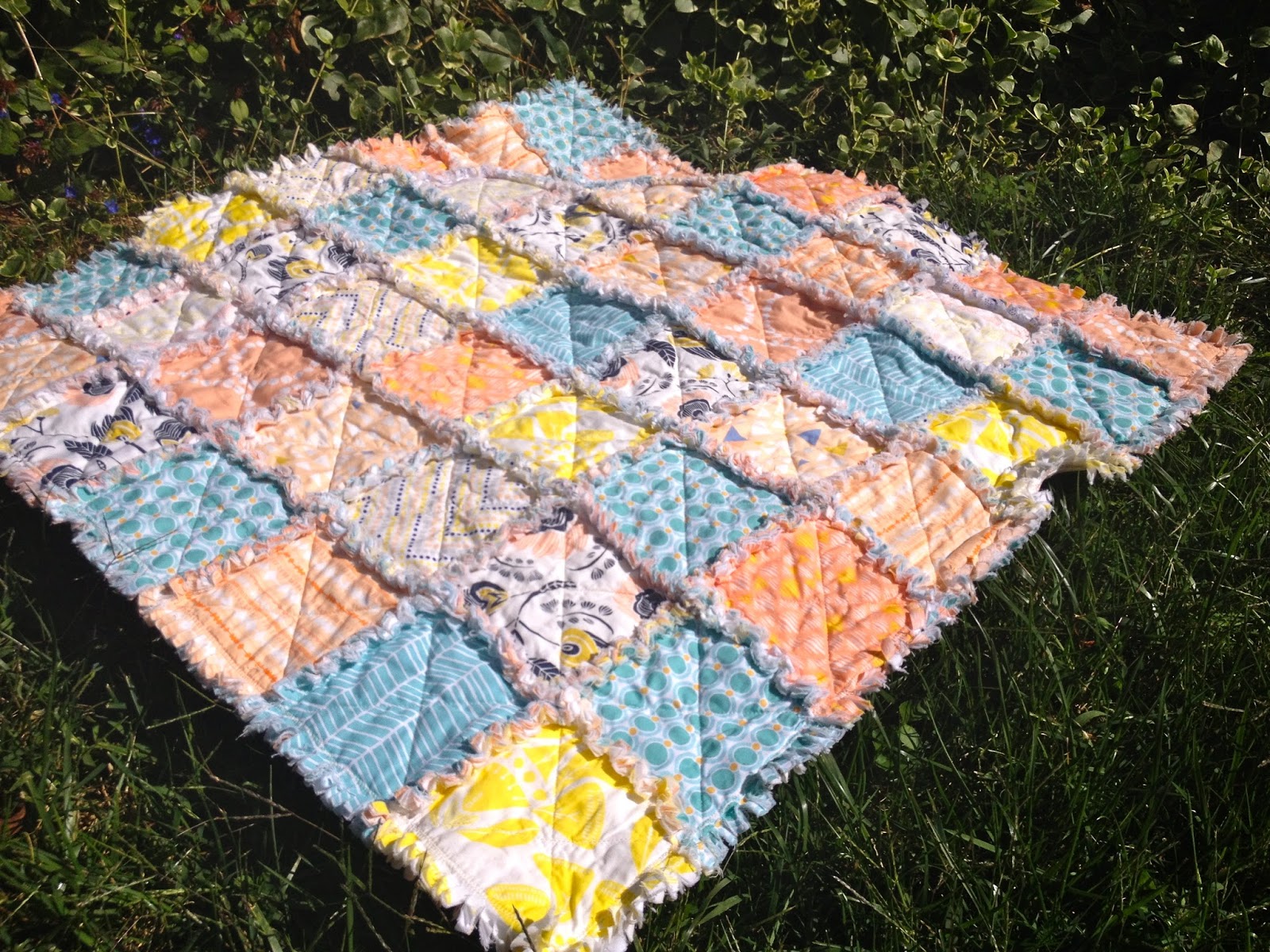 Cottonseed Glory's Blog: No Fuss Rag Quilt Tutorial
