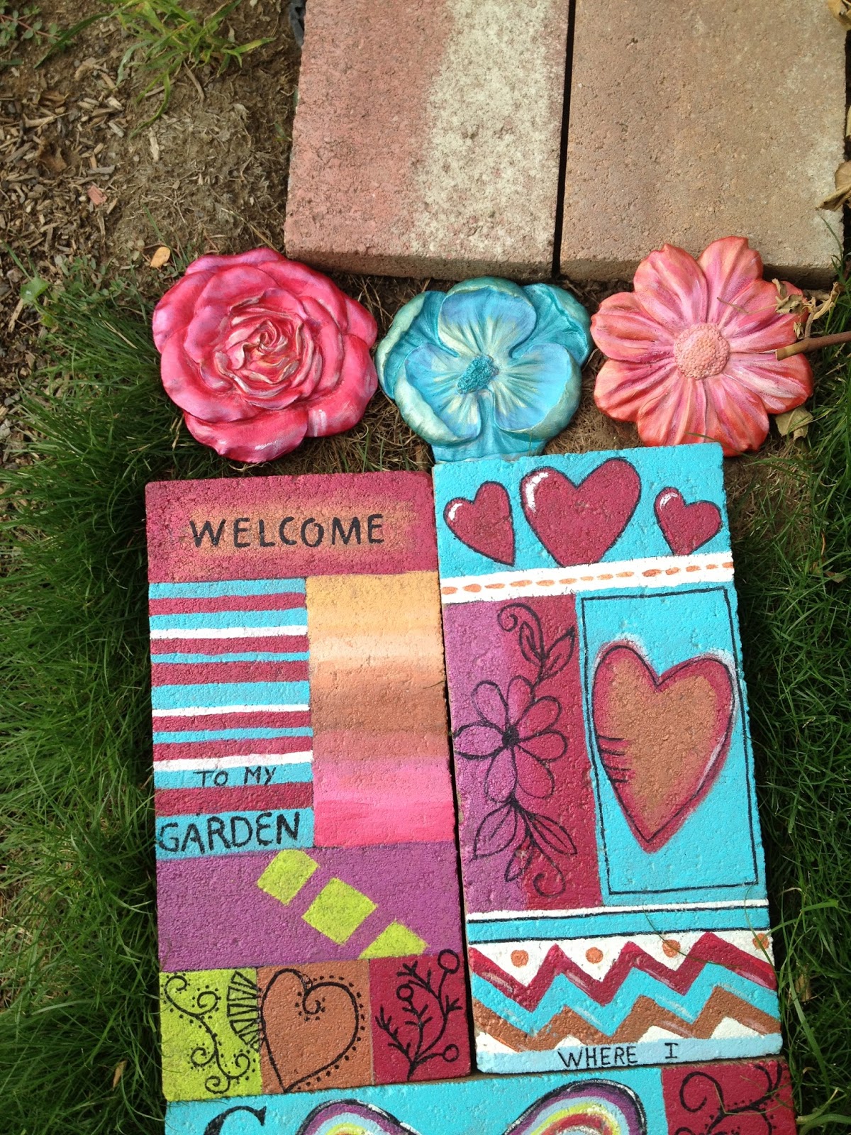 Jen Lowe Designs: Painted pavers