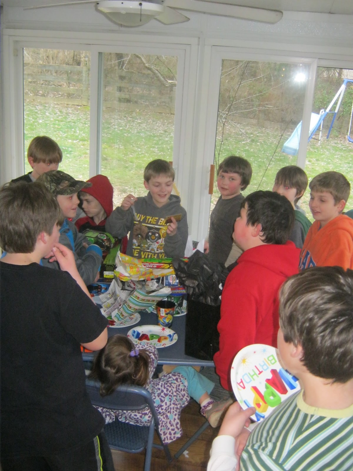 Barefoot Kentucky Mama: Party time