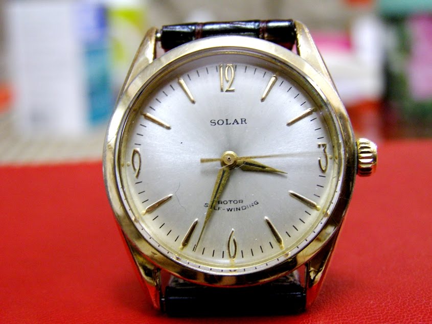 wristwatch: AUTHENTIC VINTAGE GOLD TOP ROLEX SOLAR GENTS WRISTWATCH