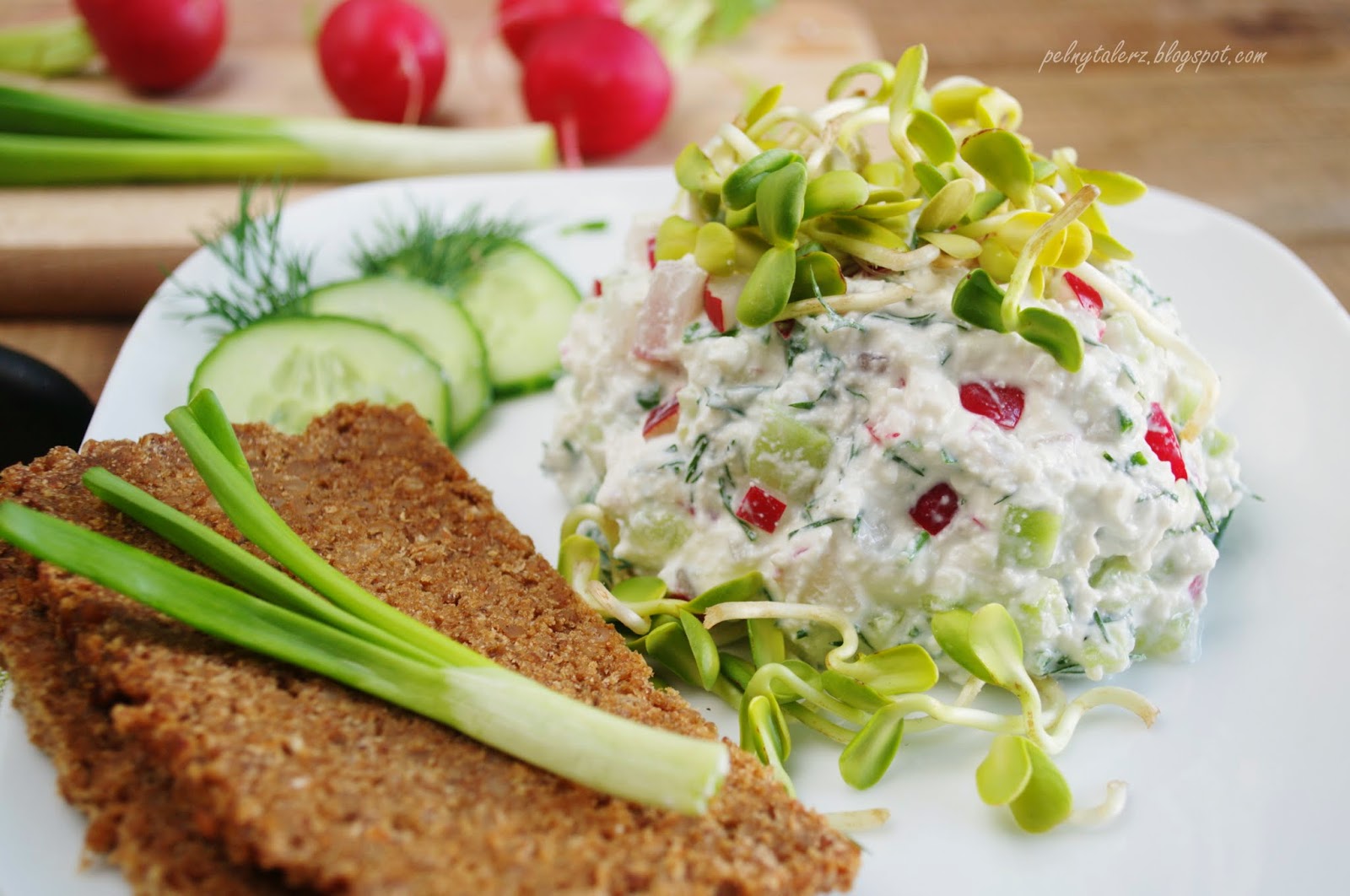 Wiosenny serek śniadaniowy