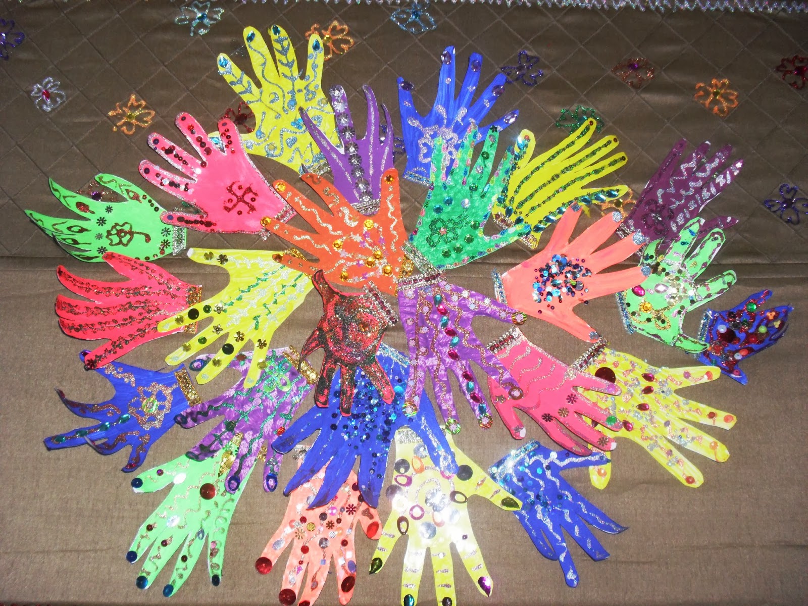 Venyas educational workshops - An explosion of culture: Henna Art Workshop