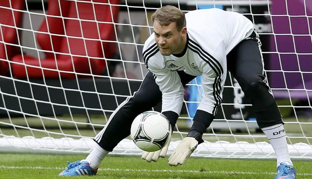 LATIHAN DASAR KIPER USIA DINI - pelatihan kiper pemula