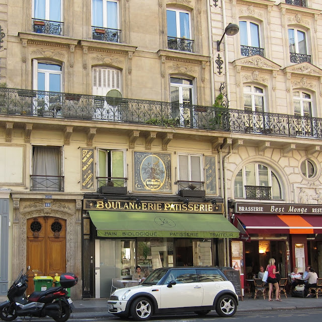 Eiffel Tells: Rue Monge - 5 arr Paris