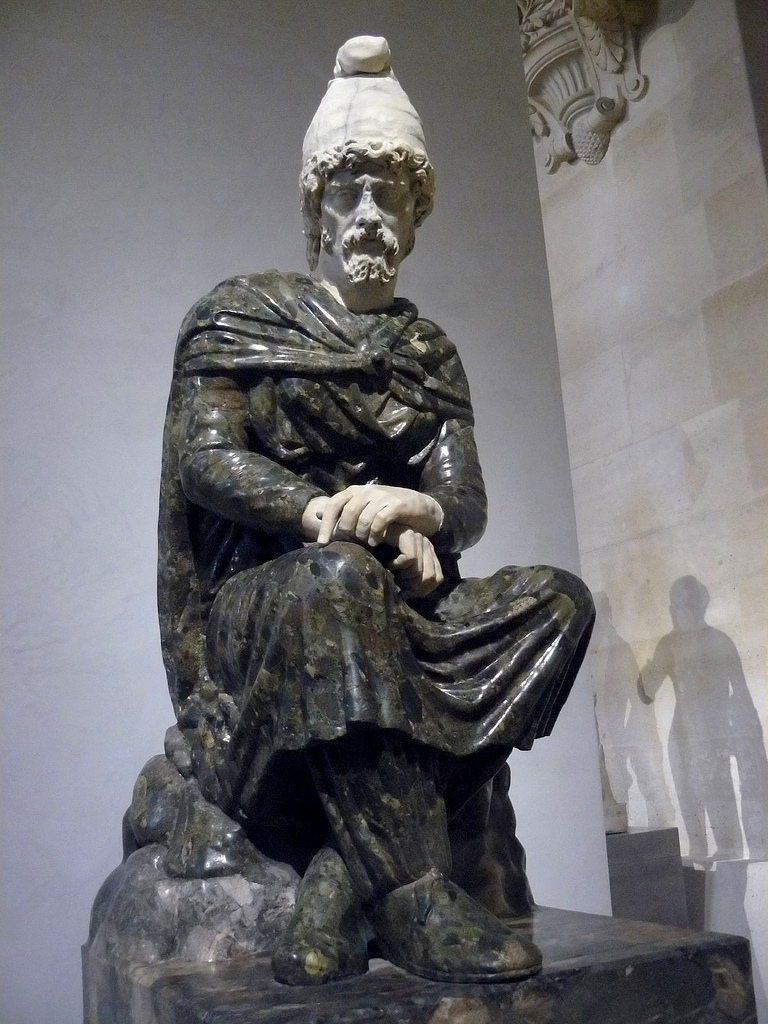 marea enciclopedie a geto dacilor: IMBRACAMINTEA DACILOR