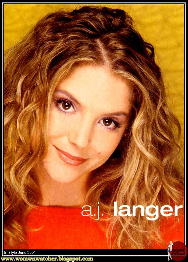 WOMEN WATCHER: CELEBRITY SUNDAY