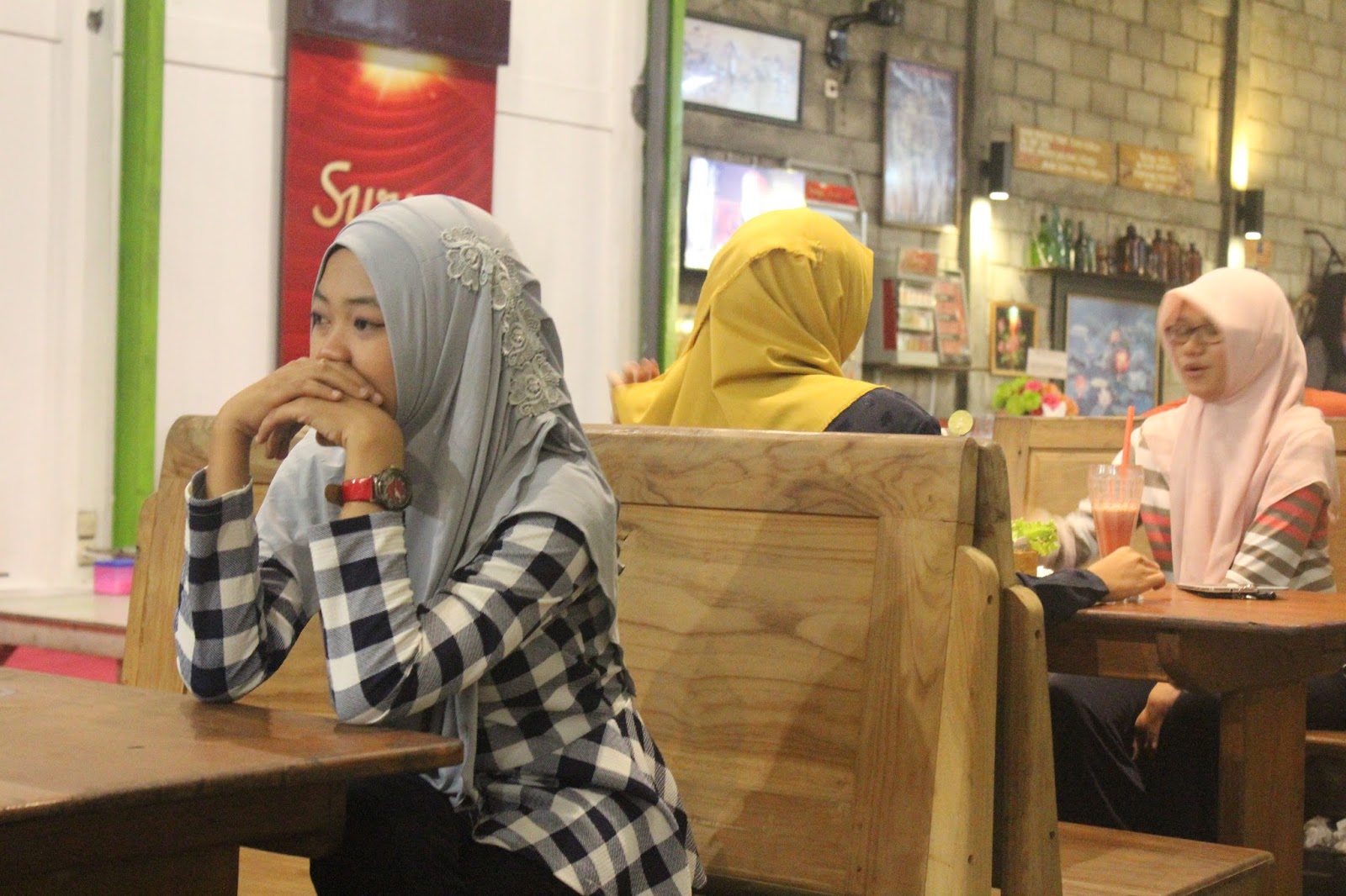 Cafe Merdeka Tempat Asik Nongkrong di Nganjuk - Wisata dan Kuliner Nganjuk