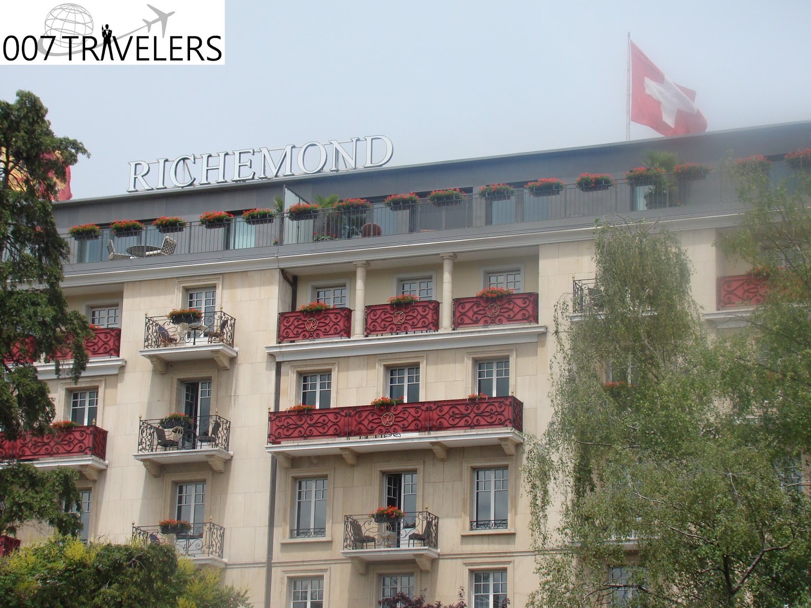 007 Book location: Hotel Le Richemond / Role of Honour (1984) - 007 ...