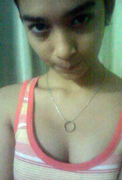 Foto Bugil | Abg Sedang Belajar Selfie Bugil - Raja Jilmek | Film Bokep Terbaru, Kumpulan Cersex ...