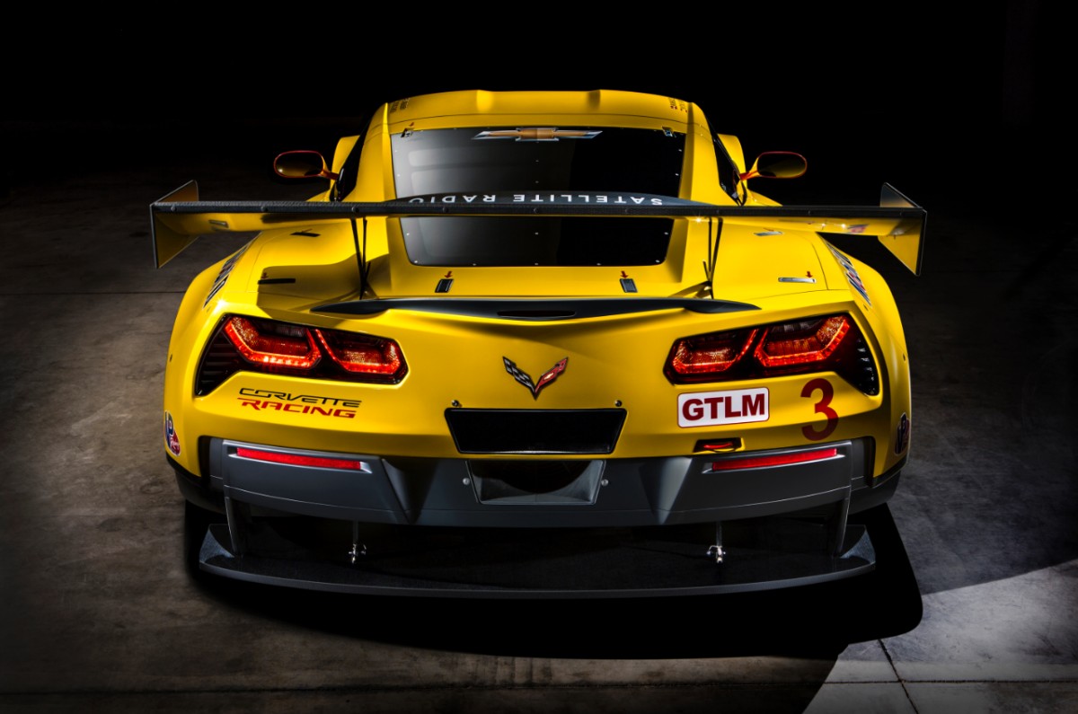 Vette Vues Magazine Blog: New Corvette C7.R Shares Tech with New Z06