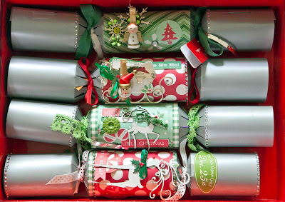 Creative Mayhem: Christmas Bon-Bons and Scrapmatts