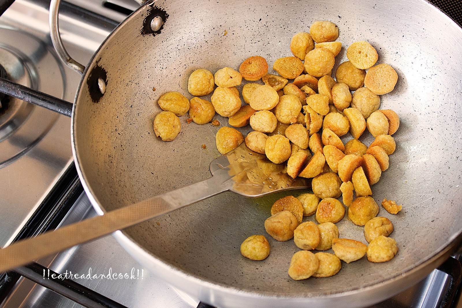 Bori Chechki / Simple Bengali Bori Stew / Boiled Bengali Sundried Dumplings