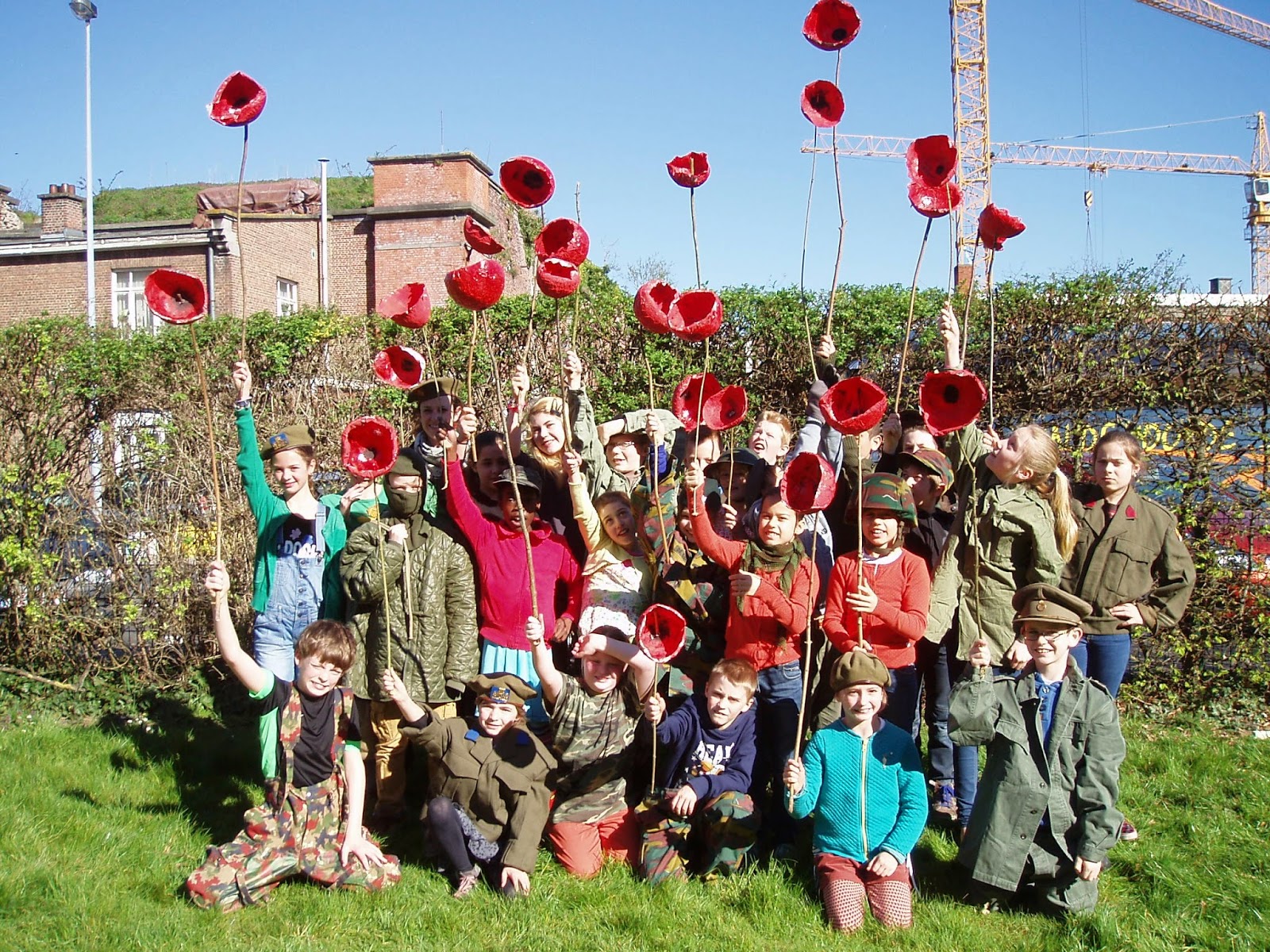 Atheneum Dendermonde 5de leerjaar: Project 'De Groote Oorlog' : Geef acht!