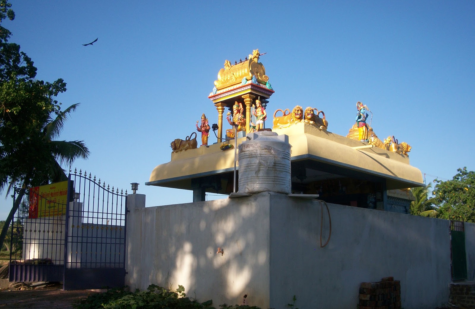 Kulatheivam குலதெய்வம்: KULA DEIVAM - PONDICHERRY இரிசார் அமைச்சார் அம்மன்