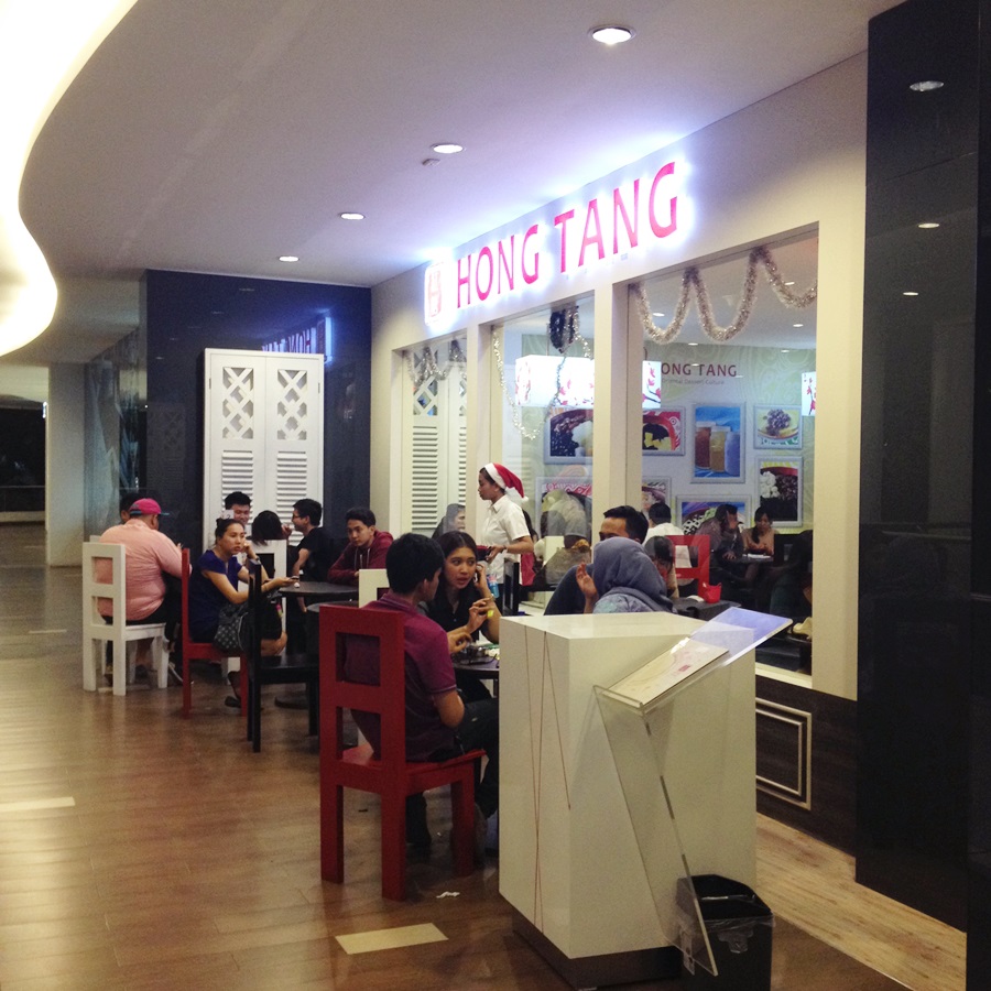 Put your napkin on!: Hong Tang