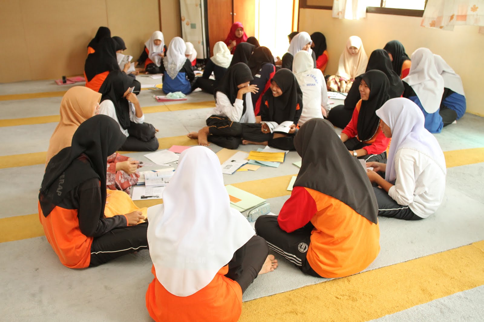 Kelasku 5 Ibnu Sina: KEM PEMANTAPAN SAHSIAH DI PUSAT KOKO SABAK BERNAM.