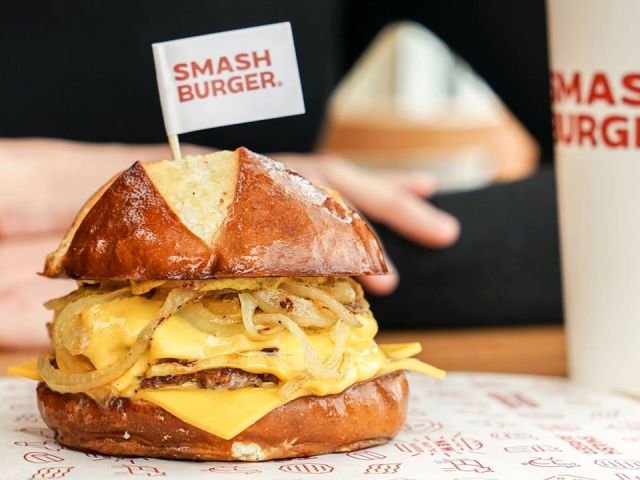 Smashburger Reveals New Pub Triple Double