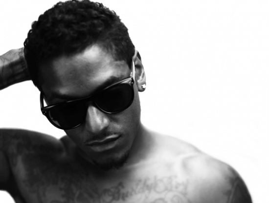 tattoo lifestylez: RNB SINGER LLOYD'S NEW HEAD TATTOO