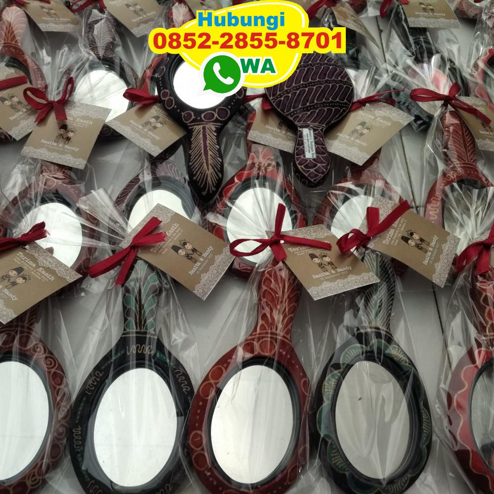 Cermin Lukis Batik Kayu | Souvenir Pernikahan